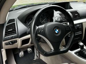 Melns BMW 120 2009 Prienai, ar dzinēja tilpumu 2.00 L un nobraukumu 246 tūkst. km par 5850 €, foto 8 vietnē AUTOMOTO.COM.LV