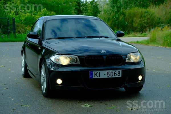 Black BMW 120 2009 in Rezekne, with an engine capacity of 2.00 L and mileage of 299 thousand km for 6200 €, photo 1 on AUTOMOTO.COM.LV