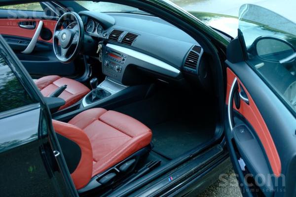 Black BMW 120 2009 in Rezekne, with an engine capacity of 2.00 L and mileage of 299 thousand km for 6200 €, photo 3 on AUTOMOTO.COM.LV