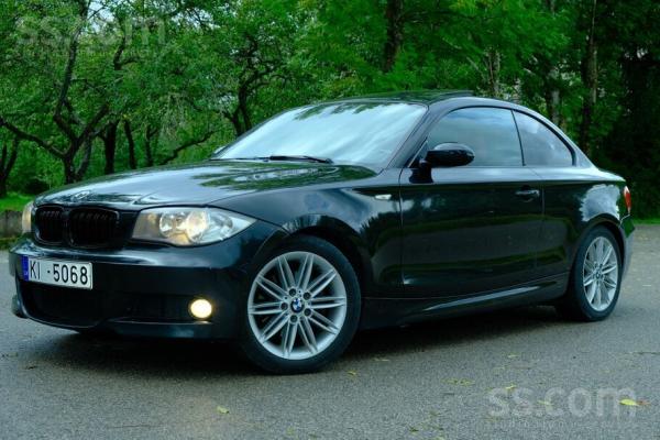 Black BMW 120 2009 in Rezekne, with an engine capacity of 2.00 L and mileage of 299 thousand km for 6200 €, photo 9 on AUTOMOTO.COM.LV