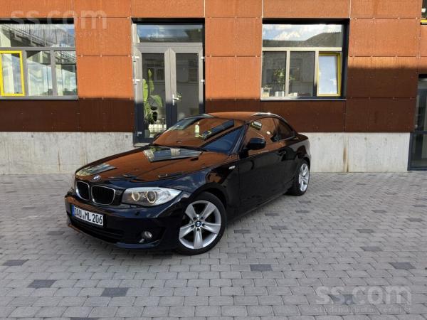 Melns BMW 120 2011 Cēsis, ar dzinēja tilpumu 2.00 L un nobraukumu 262 tūkst. km par 6250 €, foto 1 vietnē AUTOMOTO.COM.LV