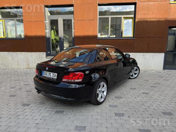 Melns BMW 120 2011 Cēsis, ar dzinēja tilpumu 2.00 L un nobraukumu 262 tūkst. km par 6250 €, foto 4 vietnē AUTOMOTO.COM.LV