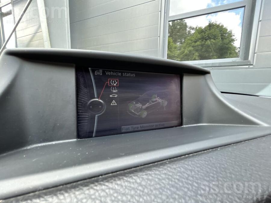 Melns BMW 120 2011 Talsi, ar dzinēja tilpumu 2.00 L un nobraukumu 291 tūkst. km par 5990 €, foto 15 vietnē AUTOMOTO.COM.LV