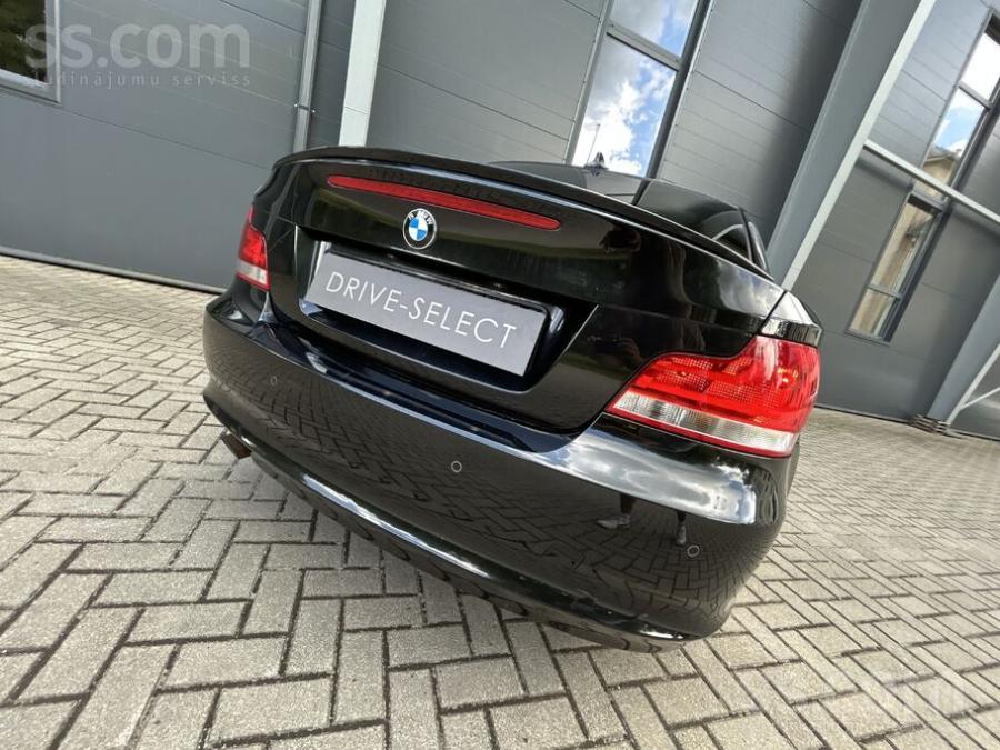 Melns BMW 120 2011 Talsi, ar dzinēja tilpumu 2.00 L un nobraukumu 291 tūkst. km par 5990 €, foto 21 vietnē AUTOMOTO.COM.LV
