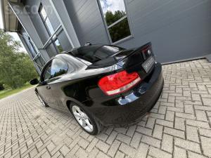 Melns BMW 120 2011 Talsi, ar dzinēja tilpumu 2.00 L un nobraukumu 291 tūkst. km par 5990 €, foto 22 vietnē AUTOMOTO.COM.LV