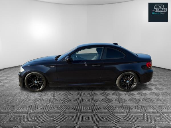 Black BMW 120 2013 in Kaunas, with an engine capacity of 2.00 L and mileage of 214 thousand km for 8999 €, photo 8 on AUTOMOTO.COM.LV