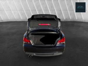 Black BMW 120 2013 in Kaunas, with an engine capacity of 2.00 L and mileage of 214 thousand km for 7250 €, photo 11 on AUTOMOTO.COM.LV
