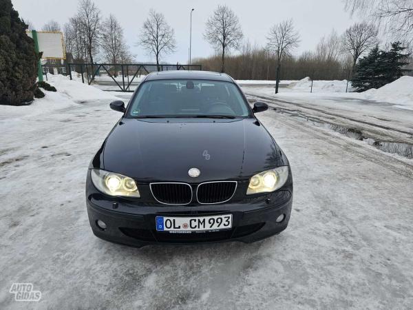 Melns BMW 120 2004 Šakiai, ar dzinēja tilpumu 2.00 L un nobraukumu 230 tūkst. km par 2700 €, foto 2 vietnē AUTOMOTO.COM.LV