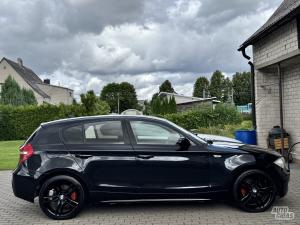 Melns BMW 120 2004 Kauņa, ar dzinēja tilpumu 2.00 L un nobraukumu 346 tūkst. km par 3850 €, foto  vietnē AUTOMOTO.COM.LV