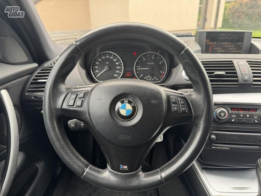 Melns BMW 120 2004 Kauņa, ar dzinēja tilpumu 2.00 L un nobraukumu 346 tūkst. km par 3850 €, foto 12 vietnē AUTOMOTO.COM.LV
