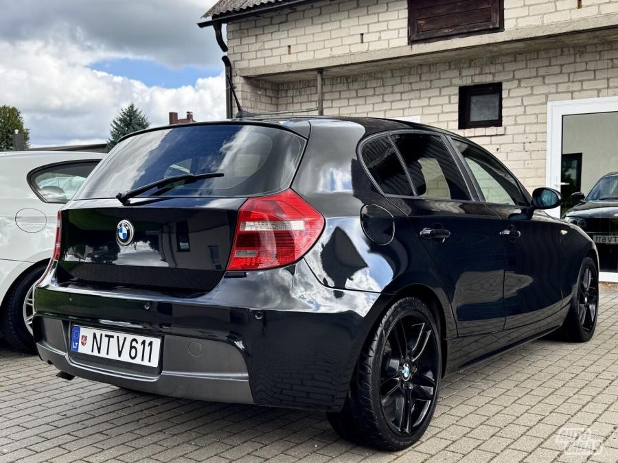 Black BMW 120 2004 in Kaunas, with an engine capacity of 2.00 L and mileage of 340 thousand km for 3999 €, photo 8 on AUTOMOTO.COM.LV