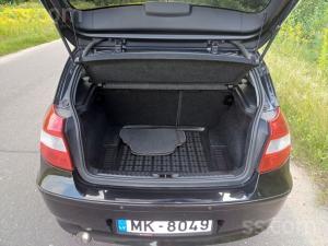 Melns BMW 120 2004 Jelgava, ar dzinēja tilpumu 2.00 L un nobraukumu 232 tūkst. km par 2900 €, foto 9 vietnē AUTOMOTO.COM.LV