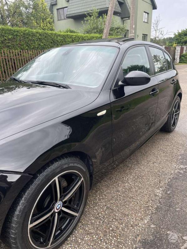 Melns BMW 120 2004 Kauņa, ar dzinēja tilpumu 2.00 L un nobraukumu 409 tūkst. km par 2750 €, foto 6 vietnē AUTOMOTO.COM.LV
