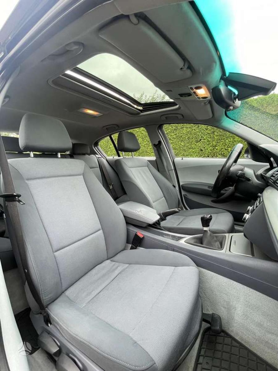 Melns BMW 120 2004 Kauņa, ar dzinēja tilpumu 2.00 L un nobraukumu 409 tūkst. km par 2750 €, foto 21 vietnē AUTOMOTO.COM.LV