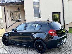 Melns BMW 120 2004 Kauņa, ar dzinēja tilpumu 2.00 L un nobraukumu 346 tūkst. km par 3850 €, foto 3 vietnē AUTOMOTO.COM.LV