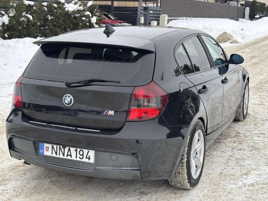Melns BMW 120 2005 Viļņa, ar dzinēja tilpumu 2.00 L un nobraukumu 400 tūkst. km par 2850 €, foto 5 vietnē AUTOMOTO.COM.LV