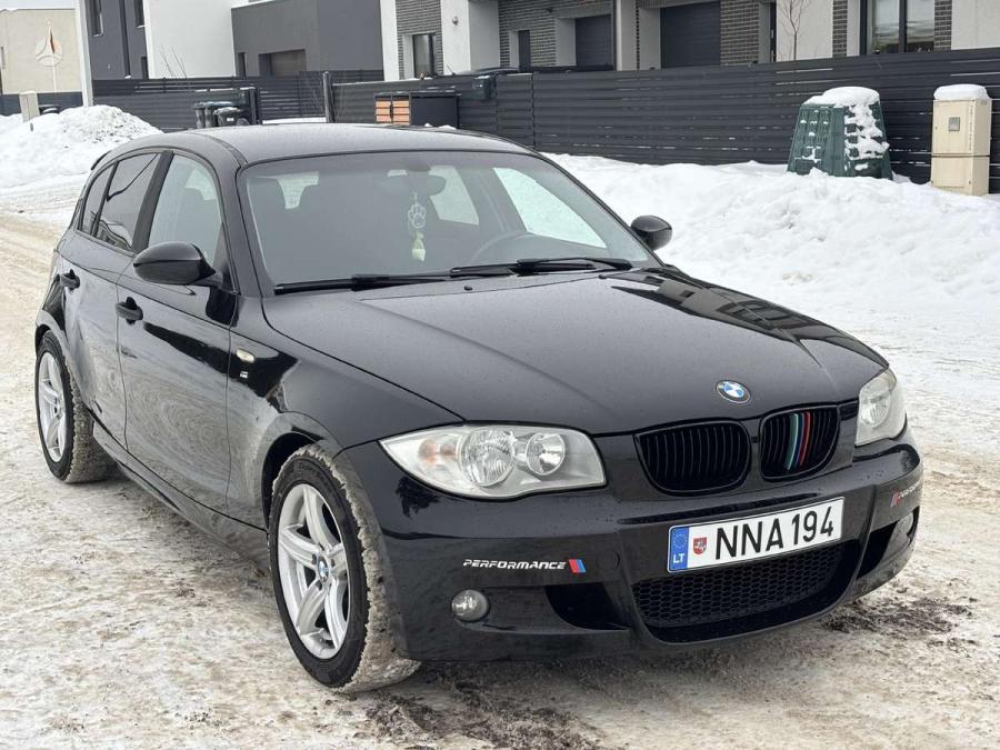 Melns BMW 120 2005 Viļņa, ar dzinēja tilpumu 2.00 L un nobraukumu 400 tūkst. km par 2850 €, foto 7 vietnē AUTOMOTO.COM.LV