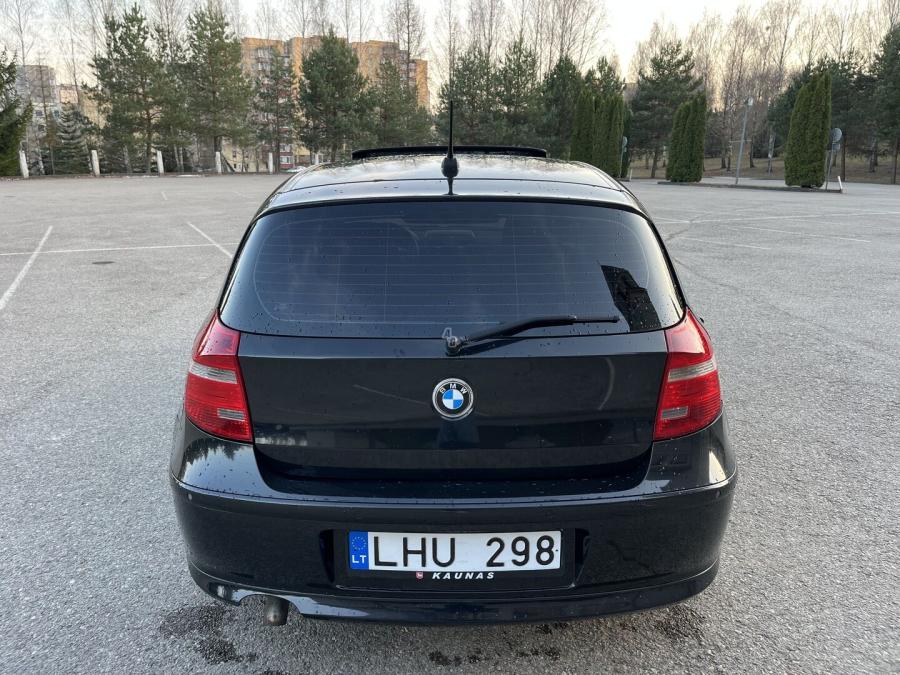 Melns BMW 120 2005 Alīta, ar dzinēja tilpumu 2.00 L un nobraukumu 290 tūkst. km par 2990 €, foto 8 vietnē AUTOMOTO.COM.LV