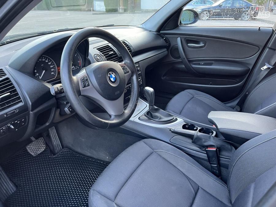 Melns BMW 120 2005 Alīta, ar dzinēja tilpumu 2.00 L un nobraukumu 290 tūkst. km par 2990 €, foto 11 vietnē AUTOMOTO.COM.LV