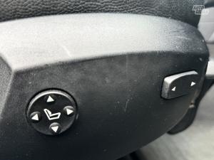 Black BMW 120 2005 in Kaunas, with an engine capacity of 2.00 L and mileage of 329 thousand km for 3999 €, photo 19 on AUTOMOTO.COM.LV