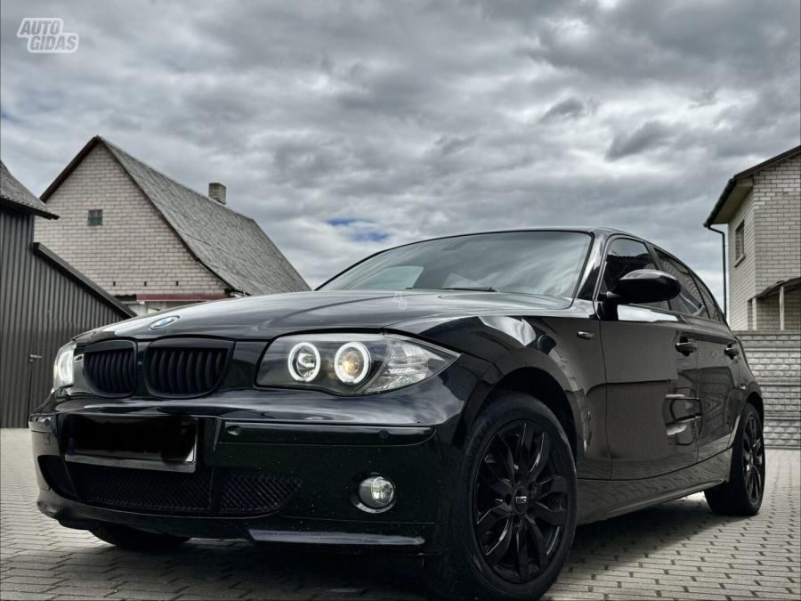 Black BMW 120 2005 in Kaunas, with an engine capacity of 2.00 L and mileage of 329 thousand km for 3900 €, photo 5 on AUTOMOTO.COM.LV