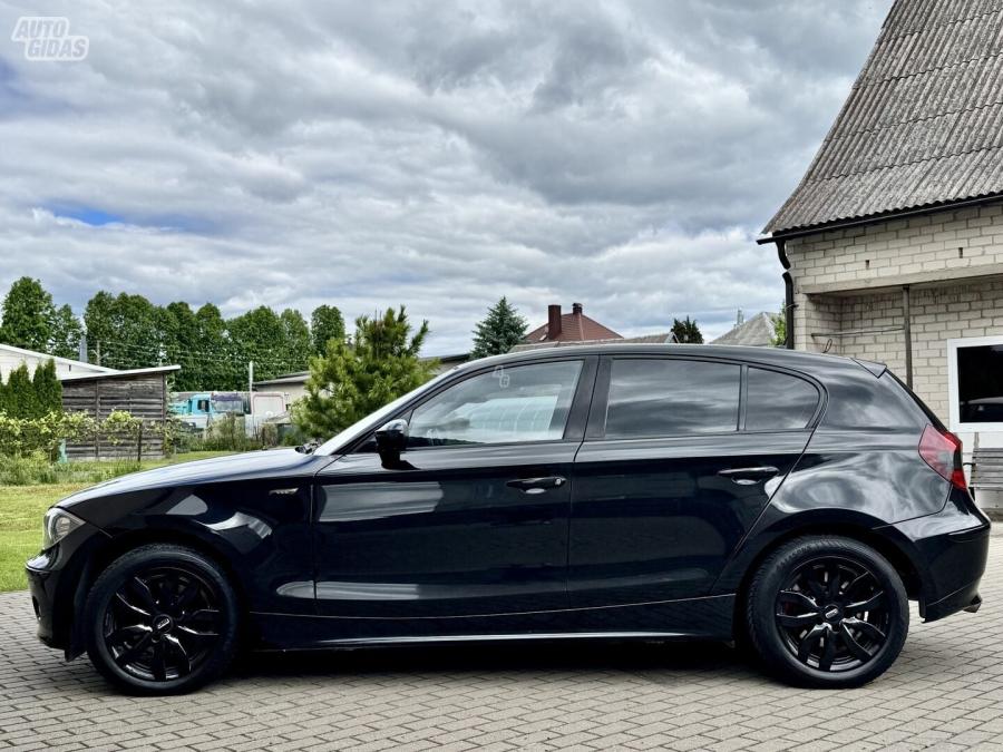 Black BMW 120 2005 in Kaunas, with an engine capacity of 2.00 L and mileage of 329 thousand km for 3900 €, photo 7 on AUTOMOTO.COM.LV