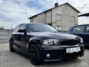 Black BMW 120 2005 in Kaunas, with an engine capacity of 2.00 L and mileage of 329 thousand km for 3799 €, photo 4 on AUTOMOTO.COM.LV