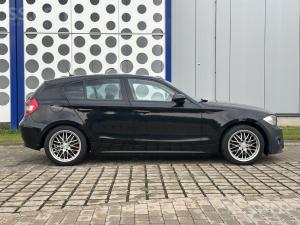 Melns BMW 120 2005 Rīga, ar dzinēja tilpumu 2.00 L un nobraukumu 280 tūkst. km par 3490 €, foto 4 vietnē AUTOMOTO.COM.LV