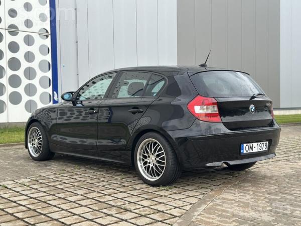 Melns BMW 120 2005 Rīga, ar dzinēja tilpumu 2.00 L un nobraukumu 280 tūkst. km par 3490 €, foto 5 vietnē AUTOMOTO.COM.LV
