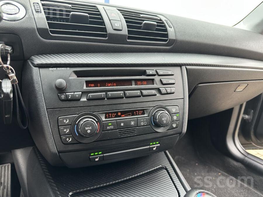 Melns BMW 120 2005 Rīga, ar dzinēja tilpumu 2.00 L un nobraukumu 280 tūkst. km par 3490 €, foto 11 vietnē AUTOMOTO.COM.LV