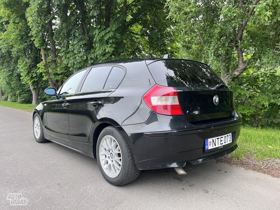 Black BMW 120 2005 in Kaunas, with an engine capacity of 2.00 L and mileage of 400 thousand km for 1250 €, photo 7 on AUTOMOTO.COM.LV