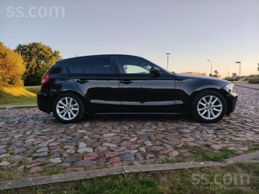 Melns BMW 120 2005 Liepāja, ar dzinēja tilpumu 2.00 L un nobraukumu 358 tūkst. km par 4000 €, foto 1 vietnē AUTOMOTO.COM.LV