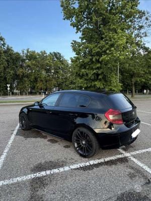 Black BMW 120 2005 in Kaunas, with an engine capacity of 0.00 L and mileage of 363 thousand km for 3200 €, photo 3 on AUTOMOTO.COM.LV