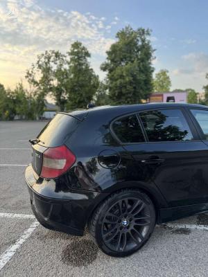 Black BMW 120 2005 in Kaunas, with an engine capacity of 0.00 L and mileage of 363 thousand km for 3200 €, photo 12 on AUTOMOTO.COM.LV