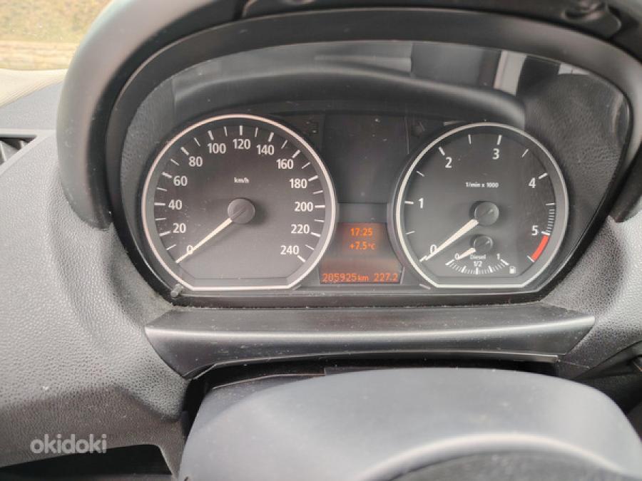 Black BMW 120 2005 in Tallinn, with an engine capacity of 2.00 L and mileage of 207 thousand km for 3500 €, photo 12 on AUTOMOTO.COM.LV