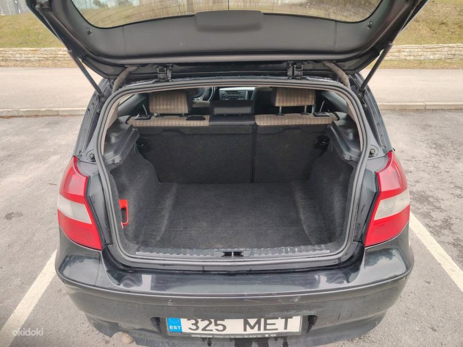 Black BMW 120 2005 in Tallinn, with an engine capacity of 2.00 L and mileage of 207 thousand km for 3500 €, photo 18 on AUTOMOTO.COM.LV