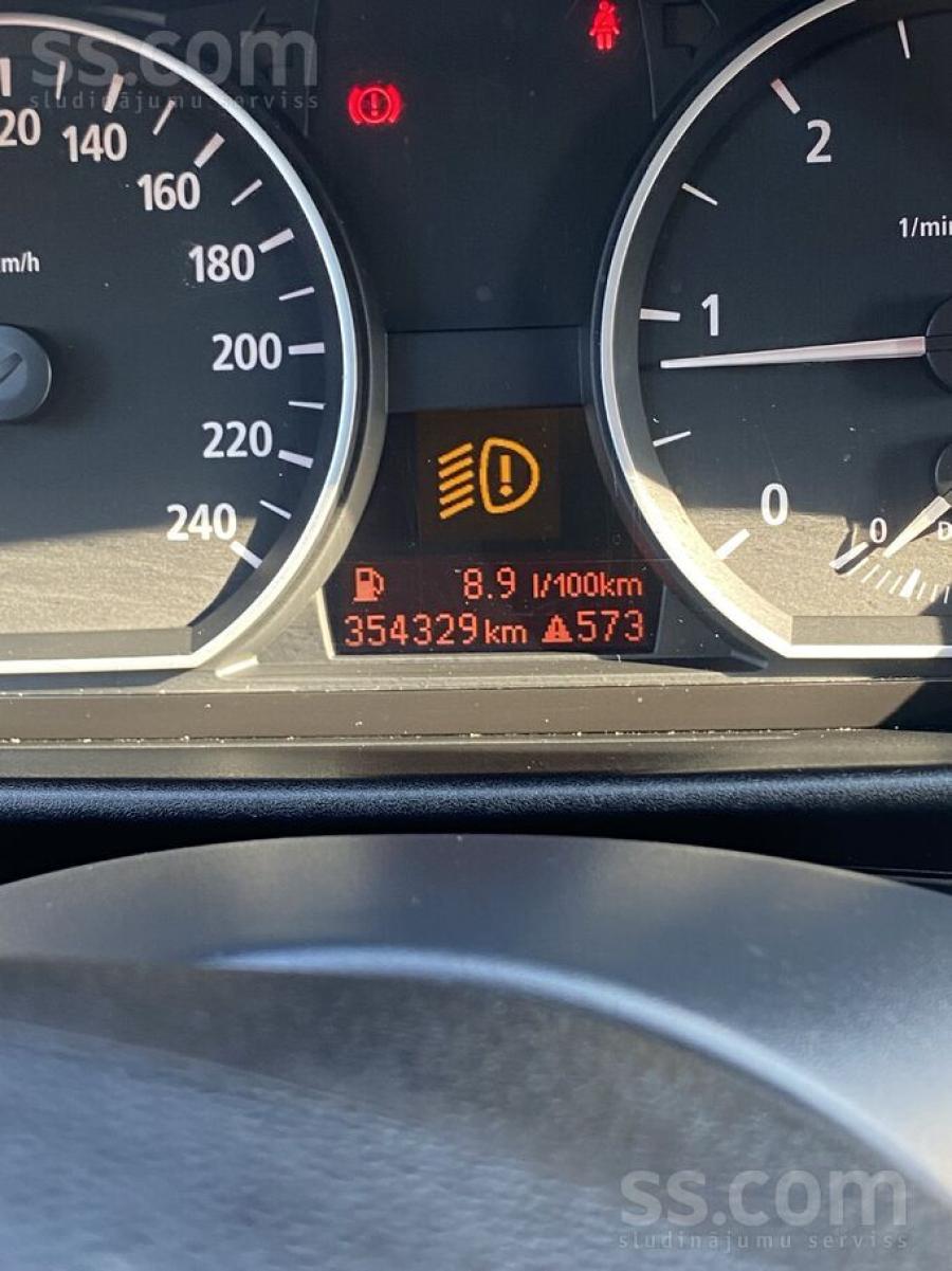 Melns BMW 120 2005 Rīga, ar dzinēja tilpumu 2.00 L un nobraukumu 354 tūkst. km par 3500 €, foto 8 vietnē AUTOMOTO.COM.LV