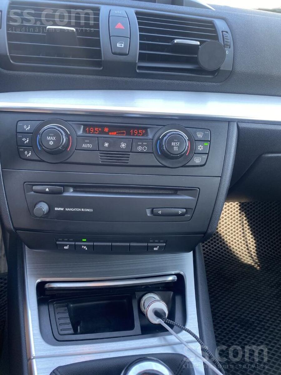 Melns BMW 120 2005 Rīga, ar dzinēja tilpumu 2.00 L un nobraukumu 354 tūkst. km par 3500 €, foto 15 vietnē AUTOMOTO.COM.LV