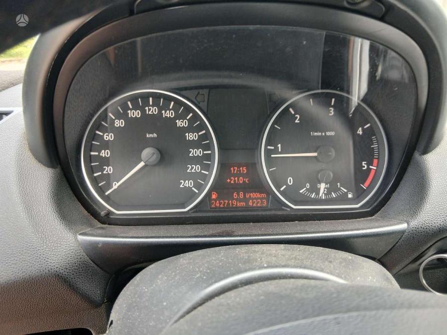 Черный БМВ 120 2005 в Паневежис, объемом двигателя 2.00 л и пробегом 243 тыс. км за 2900 €, фото 15 на AUTOMOTO.COM.LV