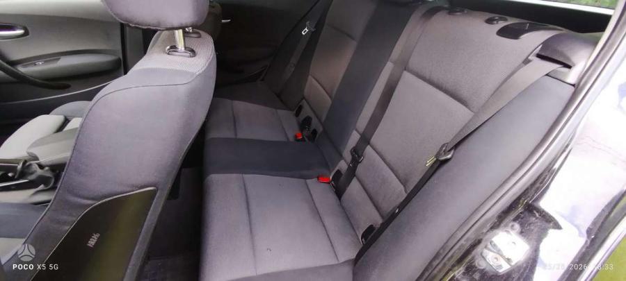 Melns BMW 120 2005 Kauņa, ar dzinēja tilpumu 2.00 L un nobraukumu 400 tūkst. km par 2700 €, foto 12 vietnē AUTOMOTO.COM.LV