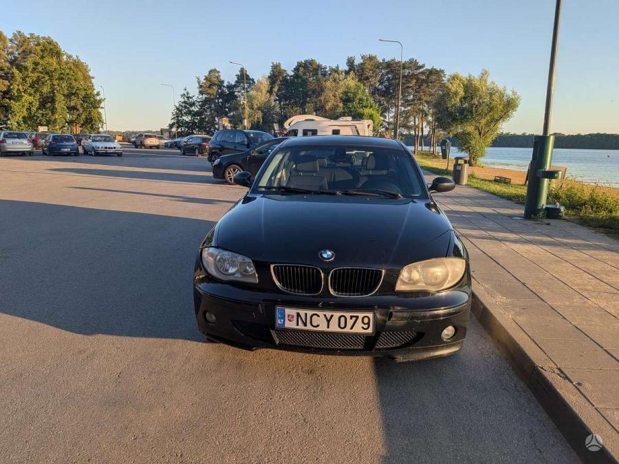 Melns BMW 120 2005 Kauņa, ar dzinēja tilpumu 2.00 L un nobraukumu 354 tūkst. km par 2450 €, foto 4 vietnē AUTOMOTO.COM.LV