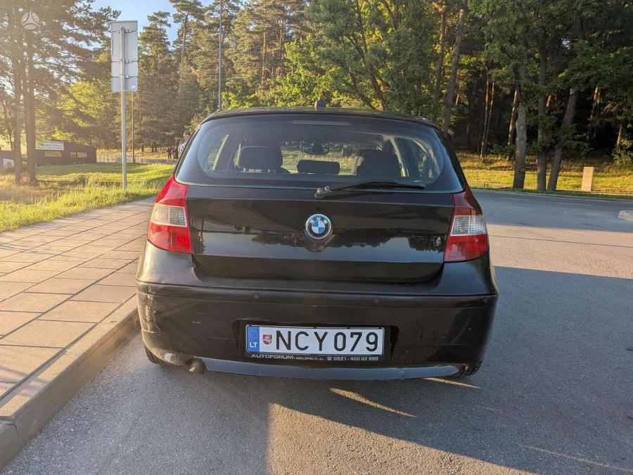 Melns BMW 120 2005 Kauņa, ar dzinēja tilpumu 2.00 L un nobraukumu 354 tūkst. km par 2450 €, foto 7 vietnē AUTOMOTO.COM.LV