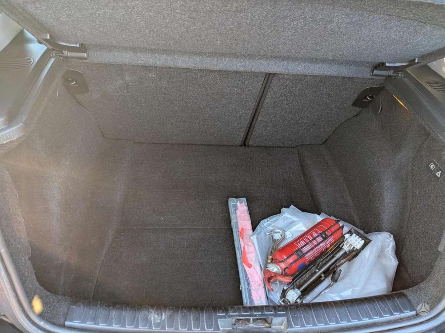 Melns BMW 120 2005 Kauņa, ar dzinēja tilpumu 2.00 L un nobraukumu 354 tūkst. km par 2450 €, foto 9 vietnē AUTOMOTO.COM.LV