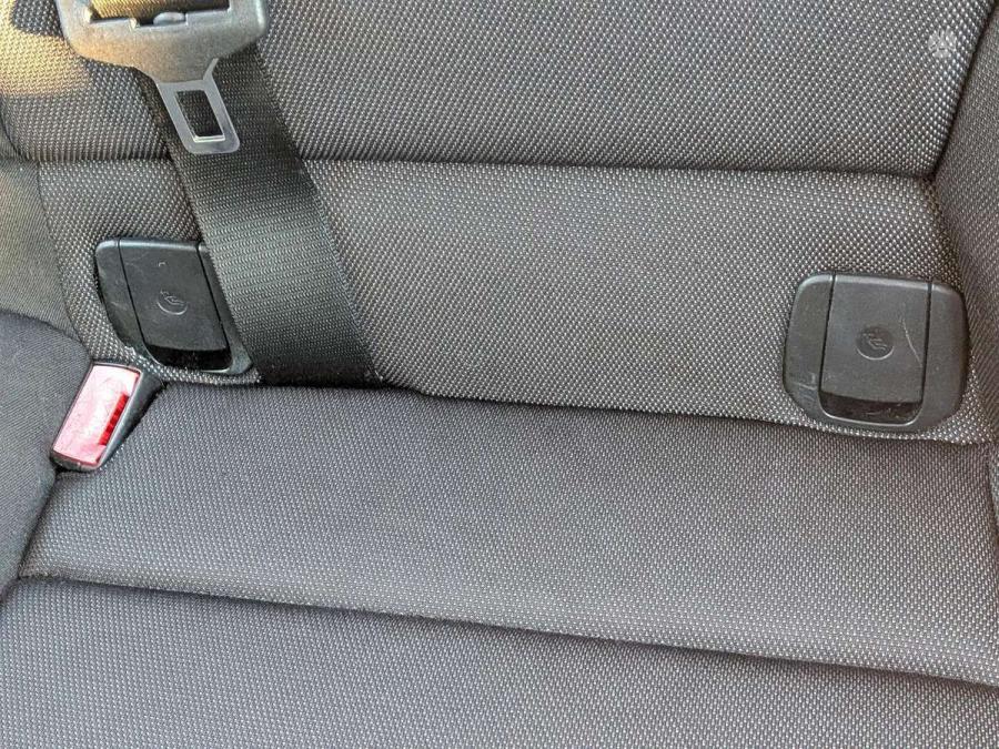 Melns BMW 120 2005 Kauņa, ar dzinēja tilpumu 2.00 L un nobraukumu 354 tūkst. km par 2450 €, foto 11 vietnē AUTOMOTO.COM.LV