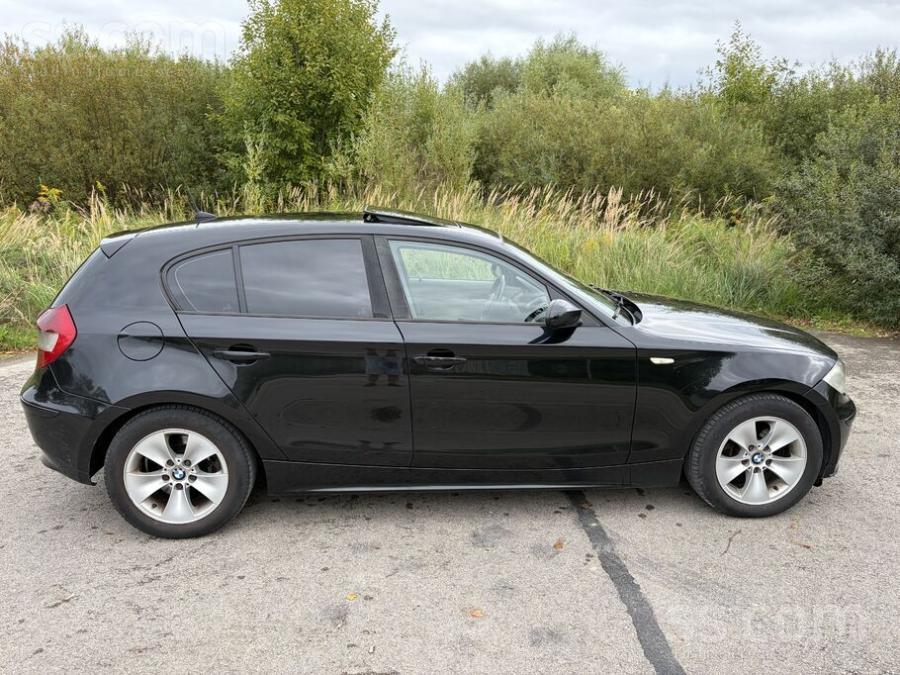 Black BMW 120 2005 in Jelgava, with an engine capacity of 2.00 L and mileage of 0 thousand km for 3150 €, photo 6 on AUTOMOTO.COM.LV
