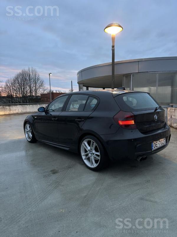 Melns BMW 120 2005 Rīga, ar dzinēja tilpumu 2.00 L un nobraukumu 298 tūkst. km par 3500 €, foto 6 vietnē AUTOMOTO.COM.LV