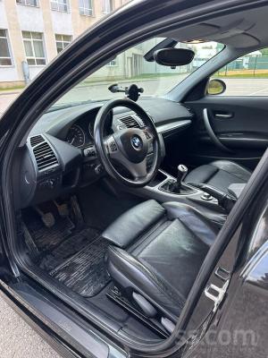 Melns BMW 120 2005 Gulbene, ar dzinēja tilpumu 2.00 L un nobraukumu 263 tūkst. km par 2300 €, foto 7 vietnē AUTOMOTO.COM.LV