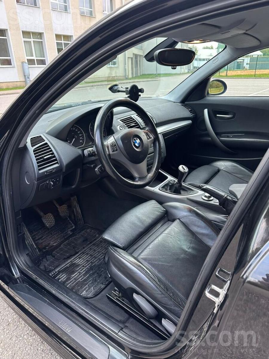 Melns BMW 120 2005 Gulbene, ar dzinēja tilpumu 2.00 L un nobraukumu 263 tūkst. km par 2300 €, foto 7 vietnē AUTOMOTO.COM.LV