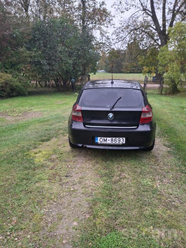 Melns BMW 120 2005 Bauska, ar dzinēja tilpumu 2.00 L un nobraukumu 347 tūkst. km par 3000 €, foto 3 vietnē AUTOMOTO.COM.LV