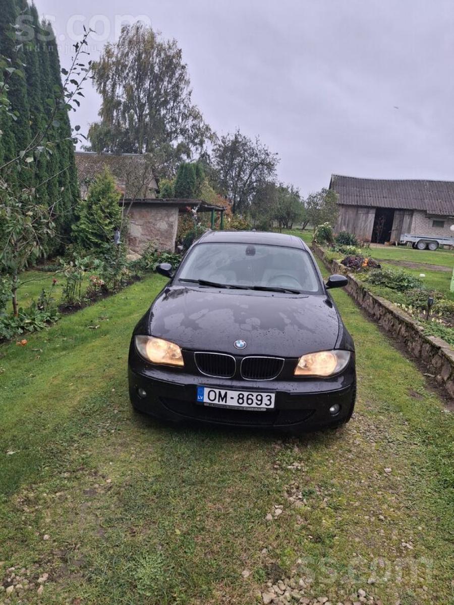 Melns BMW 120 2005 Bauska, ar dzinēja tilpumu 2.00 L un nobraukumu 347 tūkst. km par 3000 €, foto 7 vietnē AUTOMOTO.COM.LV
